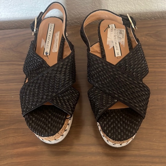 Zara | Shoes | Zara Woman Platform Raffia Ankle Wedges New Size 36 Or 6 ...
